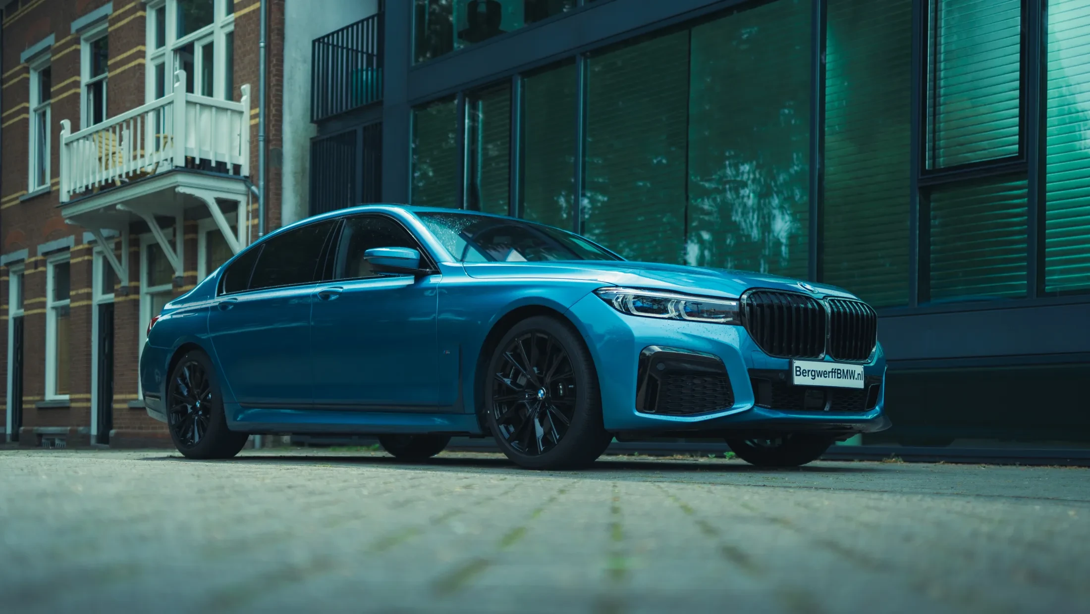 BMW 745Le Maldives Blue G12 LCI | Bergwerff Automotive